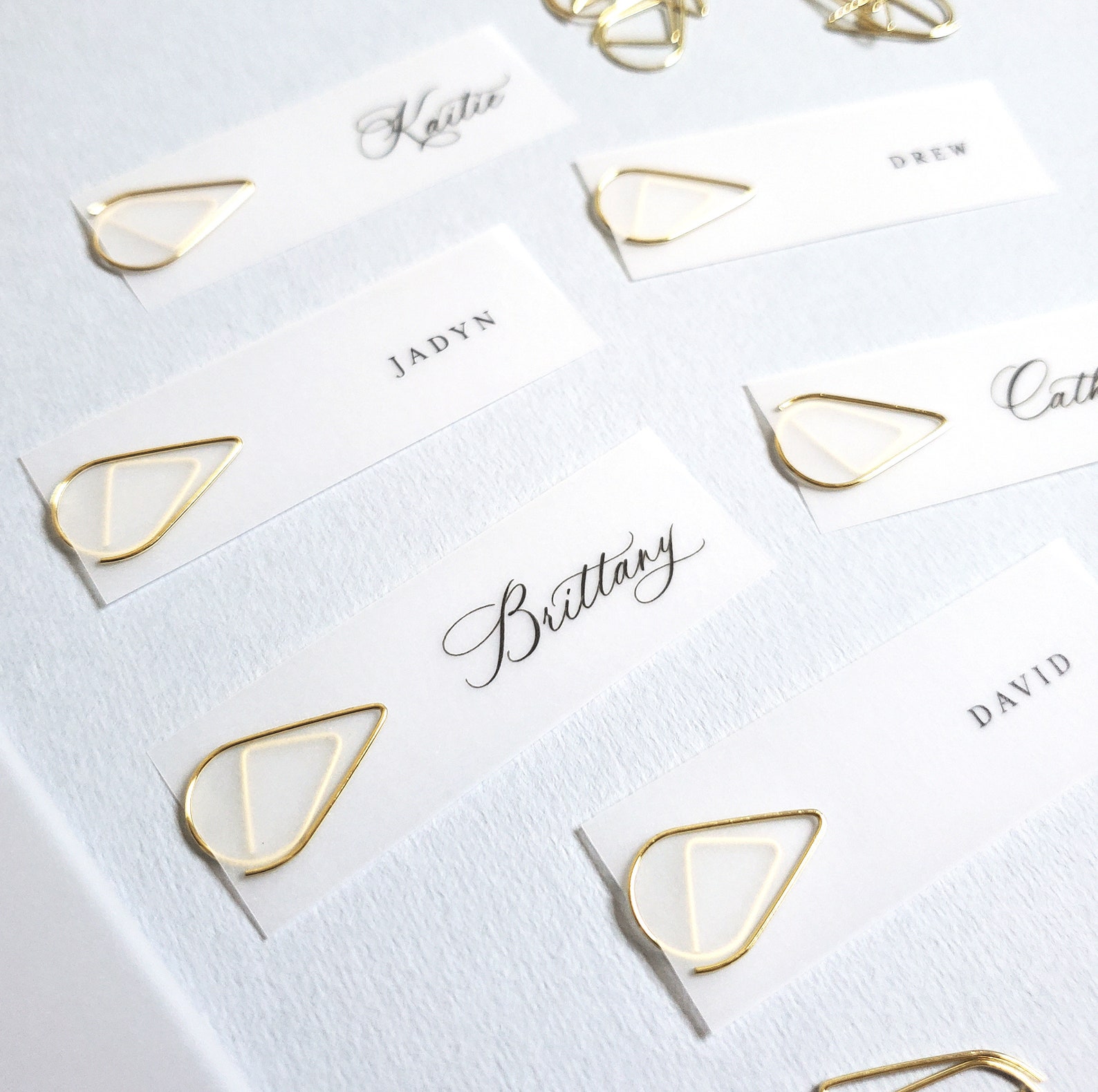 Clear Wedding Menu Name Cards and Gold Teardrop Clips Script - Etsy