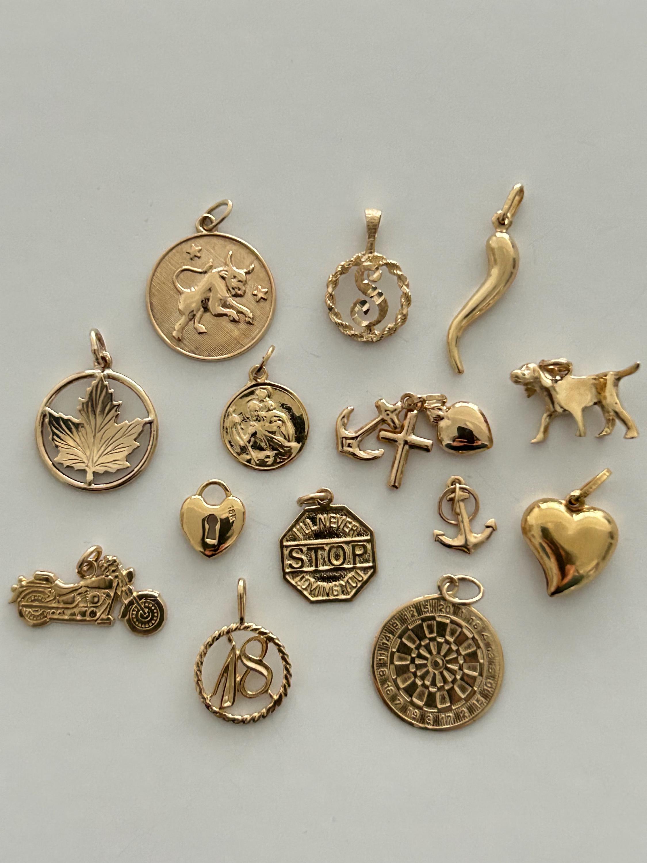 Vintage Solid Gold Charms: 18k Witch's Heart - Etsy