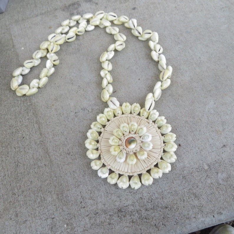Huge Necklace Seashell Cats Eye Cowrie Vintage Bohemian Beaded Pendant ...