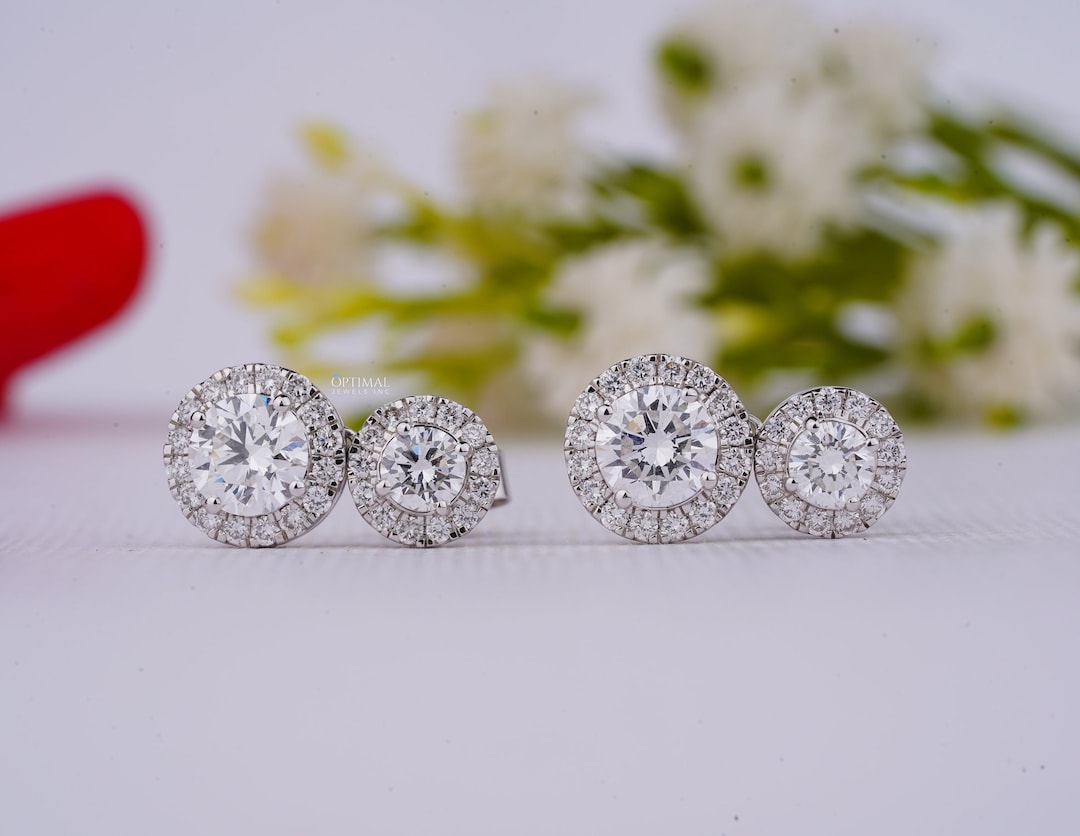 2.50 Carat IGI Certified E/VS1/ Double Halo Set Earring/ Round Cut Lab ...