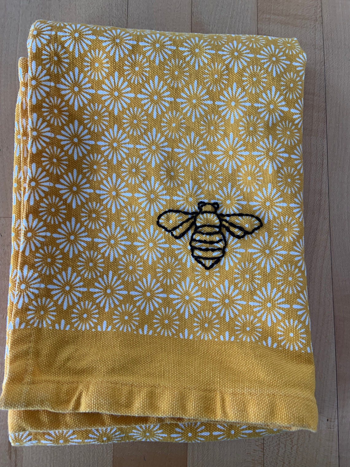 Bee Floral Kitchen Towel, Bee Dish Towel, Decor Kitchen Towel, Bee Tea ...