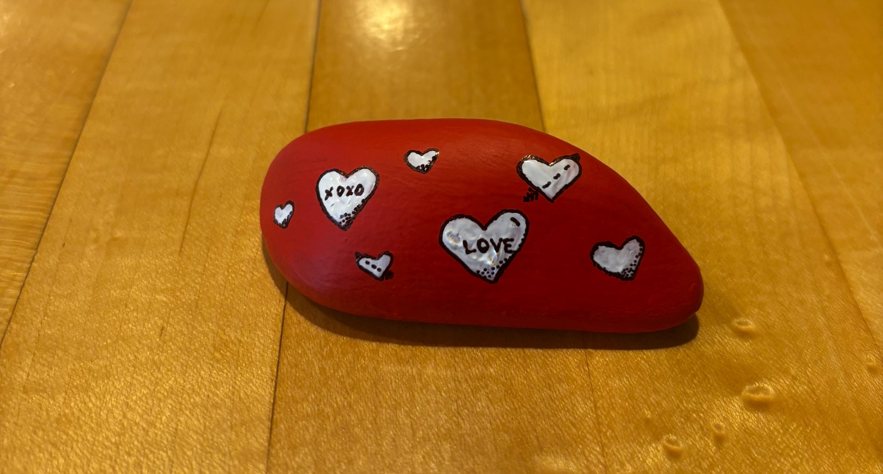 Painted Rock, Love Rock, Tiny Scenes, Miniature Art on Rocks, Valentine ...
