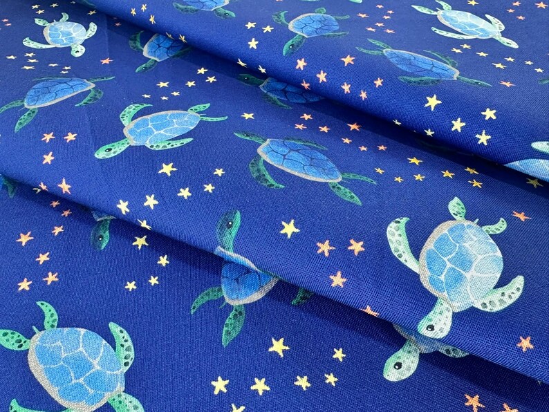 Sea Turtles on Navy Blue Cotton Quilting Fabric - Etsy