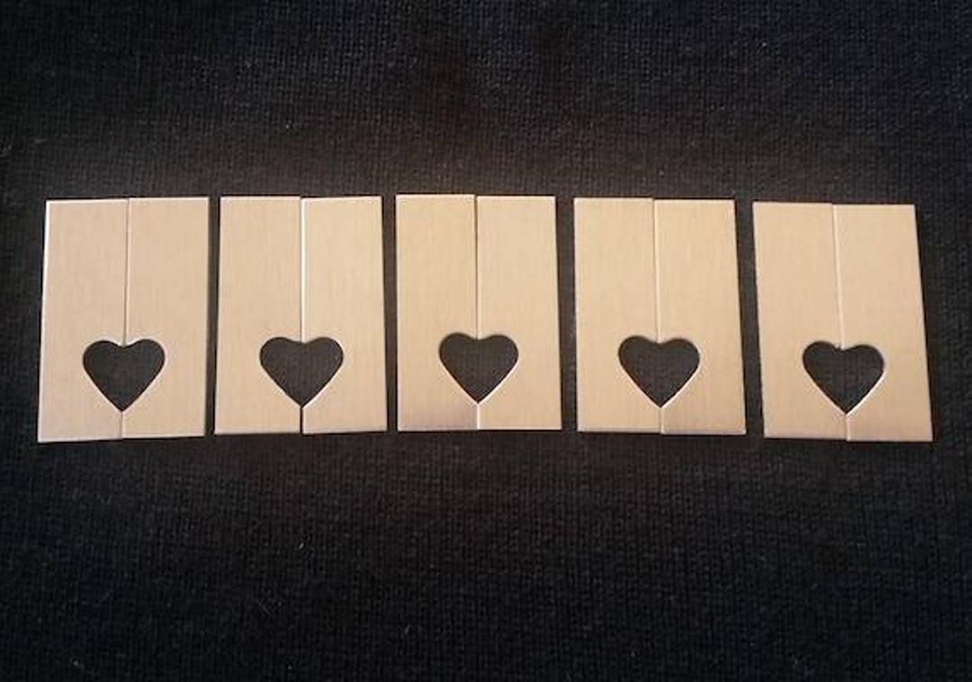 Half Heart Tags - 5 Sets, 18 Gauge, Tags With 1/2" Heart Cutouts ...