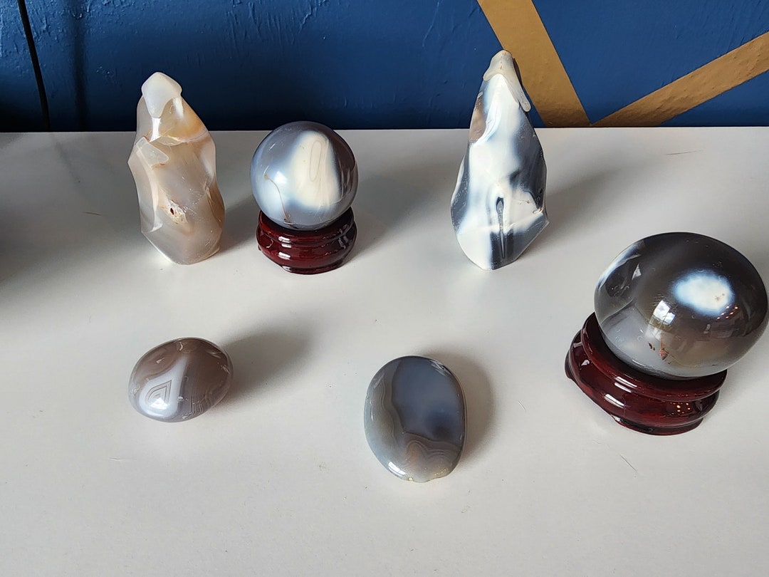 Orca Agate Orca Stone Sphere Palm Stone Flame - Etsy