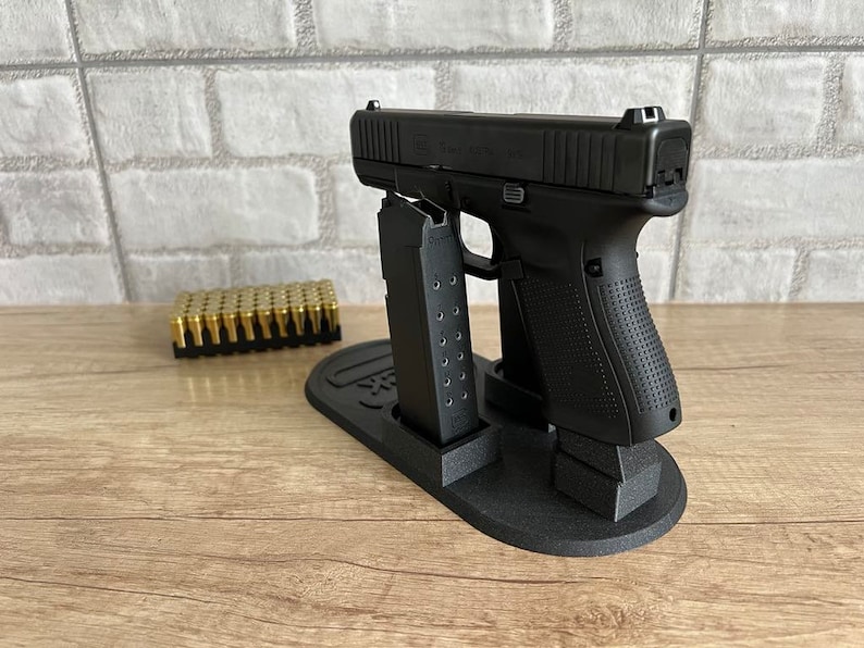 Soporte Glock 19 / Soporte de pistola / Soporte de exhibición / con dos portacargadores Gen 5 y ...