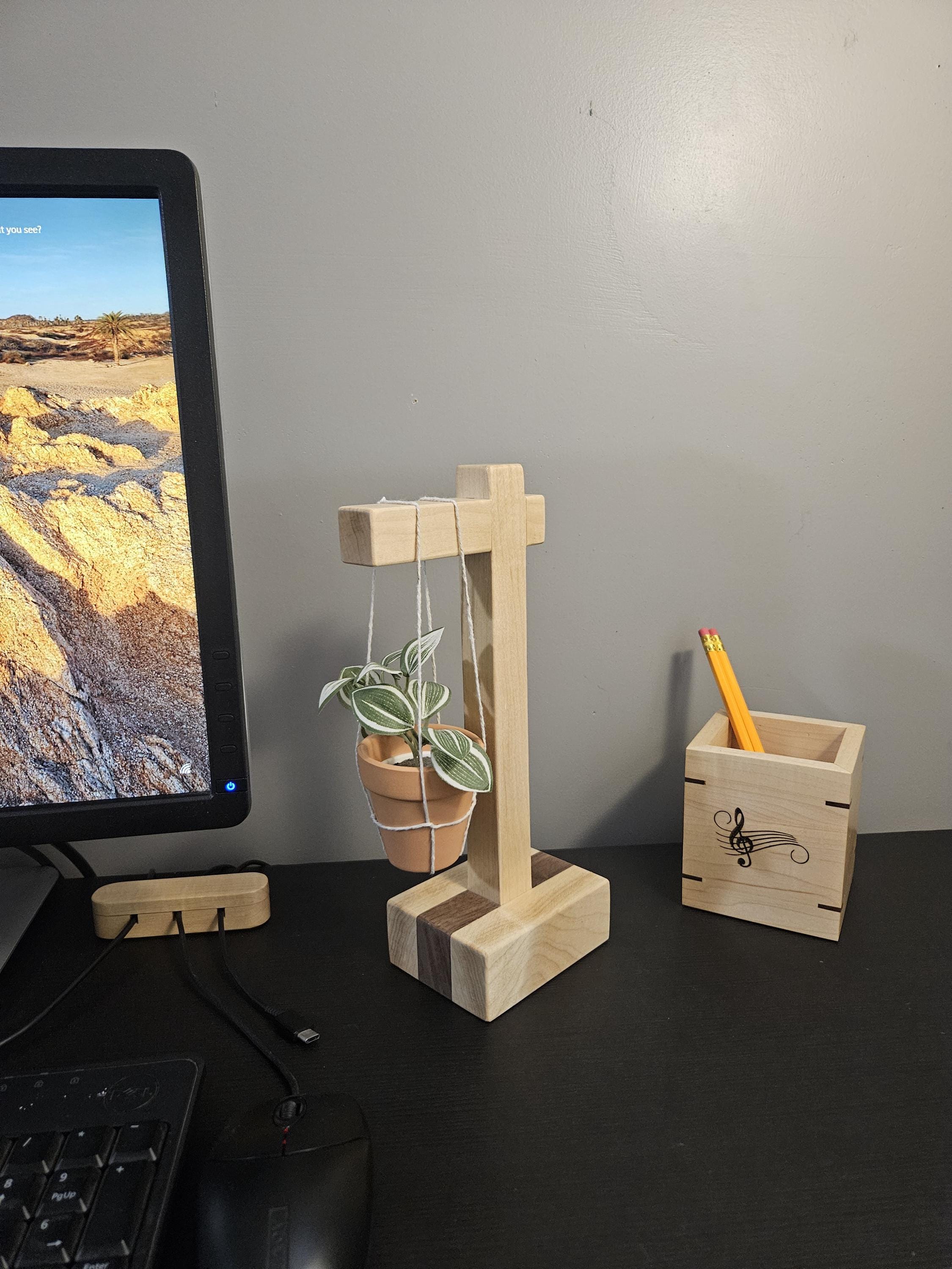 Wood Plant Stand | Desk Setup, Desk Organization | Teacher Present ...