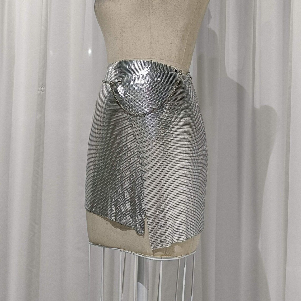 Silver Metal Mesh Chainmail Mini Skirt | Stylish Chain Wrap Closure | Edgy Elegance ...