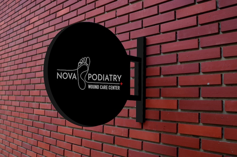 Custom Round Blade Sign | Blade Sign | Double Sided Sign | Outdoor ...