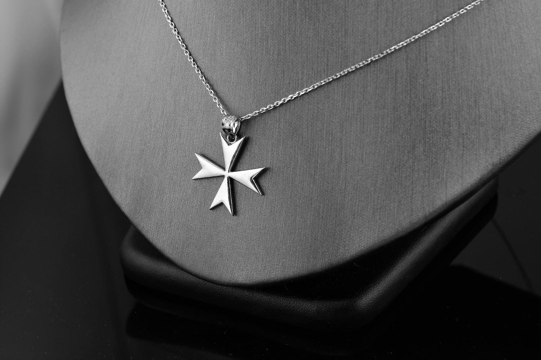Sterling Silver Maltese Cross Pendant Necklace | Order of St. John ...