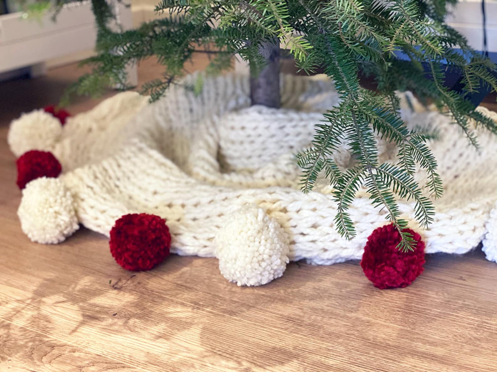 Christmas Tree Skirt Knitting Pattern Chunky Knit Tree Skirt - Etsy