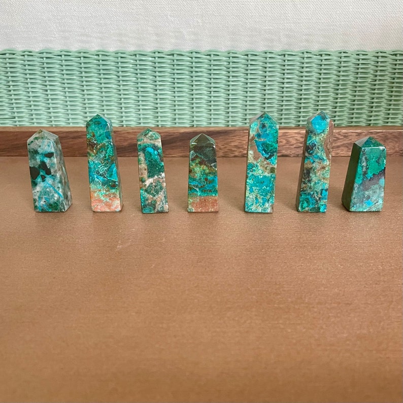 Peruvian Parrot Wing Chrysocolla Obelisk Chrysocolla/jasper/azurite ...