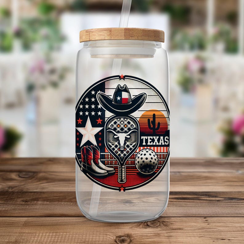 Diseño PNG de pickleball de Texas, botas vaqueras, cactus, diseño para ...