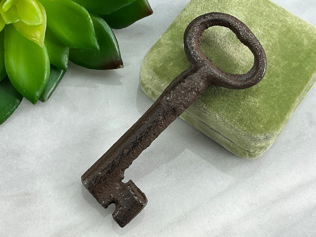 Vintage Cast Iron Skeleton Key - Large Antique Style Key - Etsy