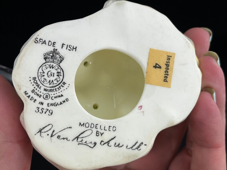 Royal Worcester Fish Figurine - Spade Fish With Coral 3579, R. Van ...