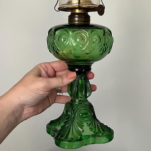 Antique Bullseye Emerald Green Glass Oil Lamp Diamond Glass Co Etsy