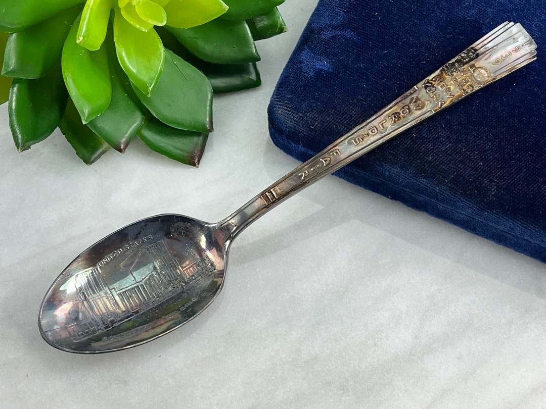 Vintage Collector Souvenir Spoon - 1939 World's Fair, Rogers Silver ...