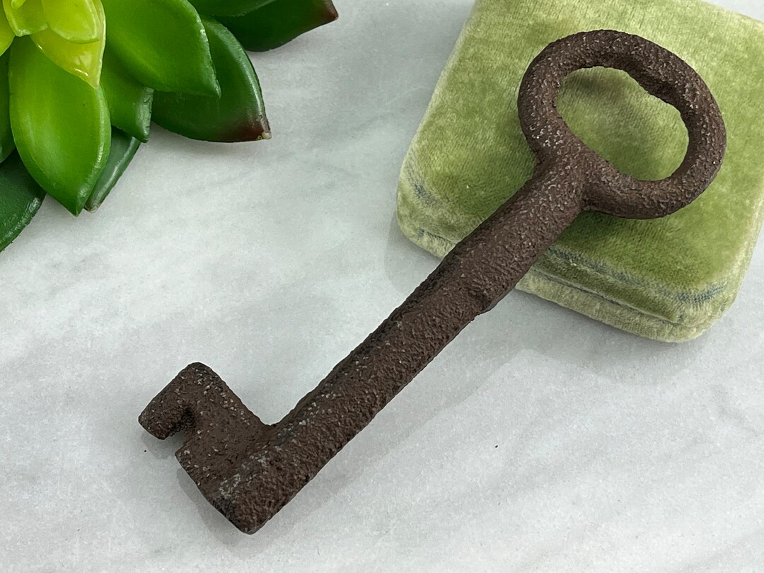 Vintage Cast Iron Skeleton Key - Large Antique Style Key - Etsy