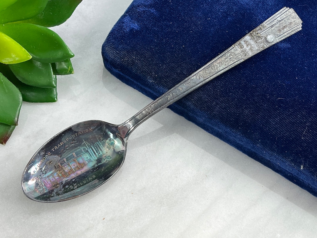 Vintage Collector Souvenir Spoon - 1939 World's Fair, Rogers Silver ...