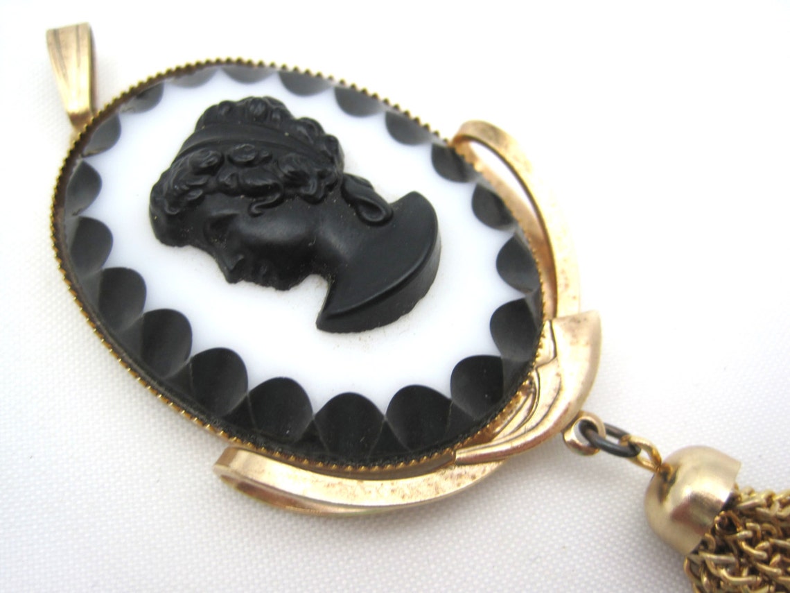 Vintage Cameo Pendant Black and White Glass Cameo With - Etsy