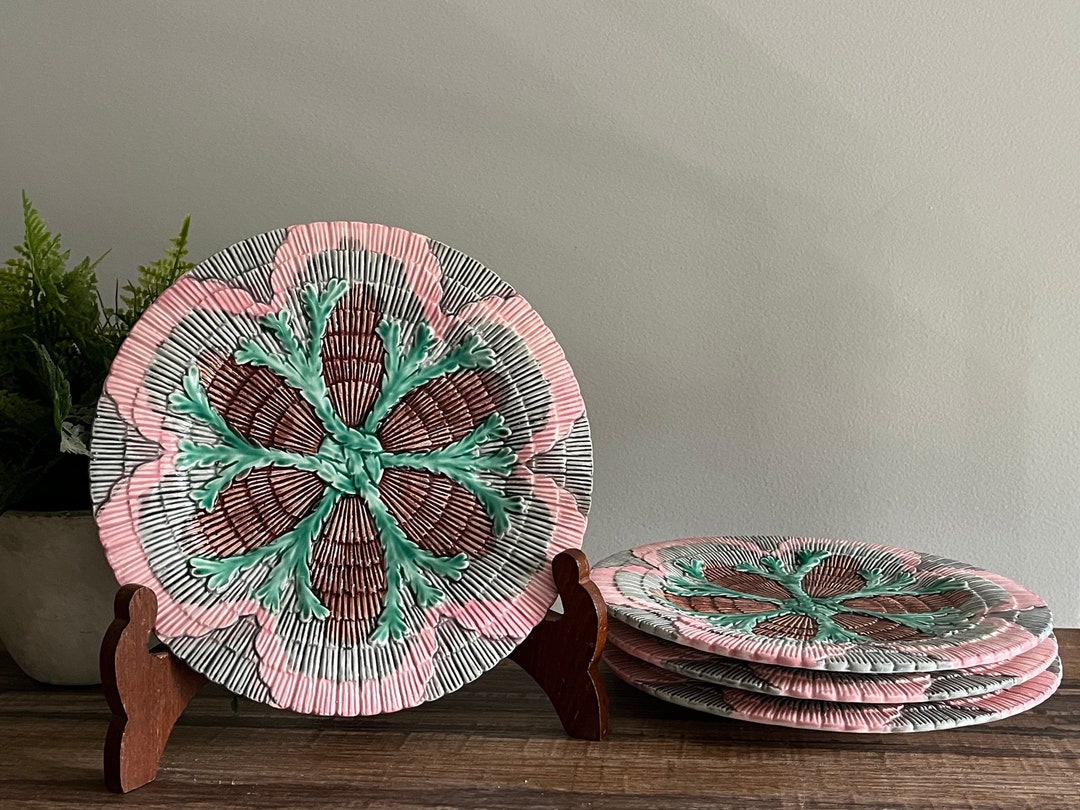 Majolica Shell and Seaweed Pattern Plates Set of Four - Etsy