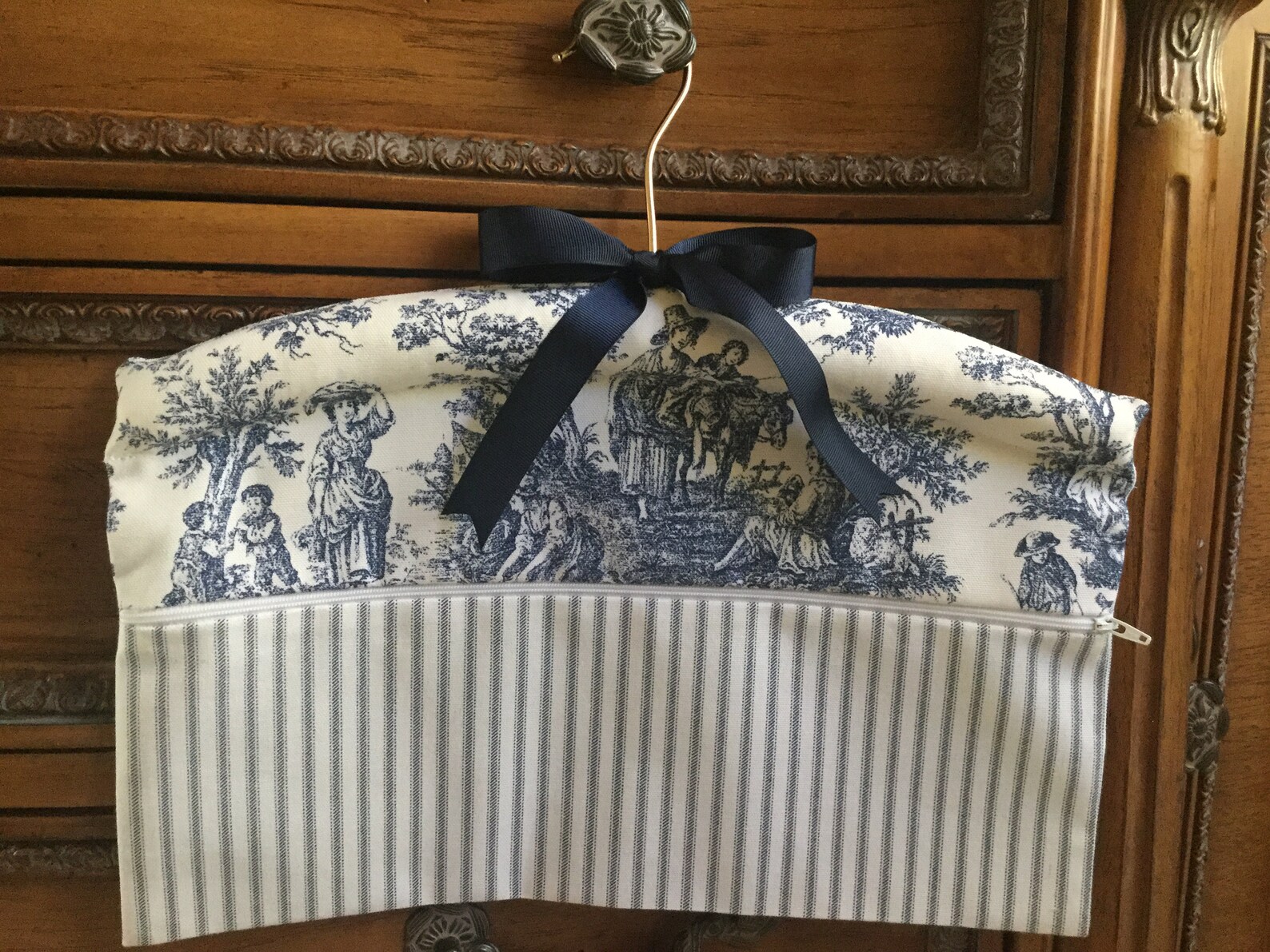 Travel Closet Hanger Safe in Blue and White Rustic Country Toile - Etsy