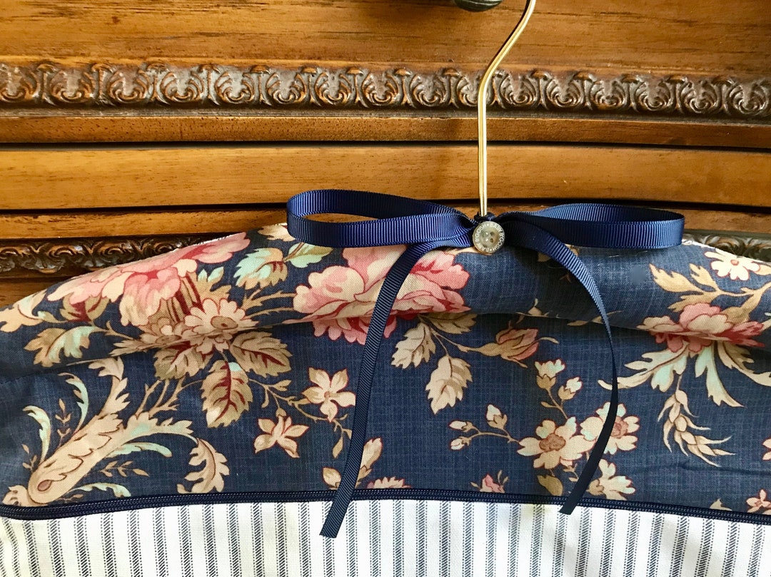 Shabby Chic Country Road Travel Closet Hanger Safe for Home or Travel ...