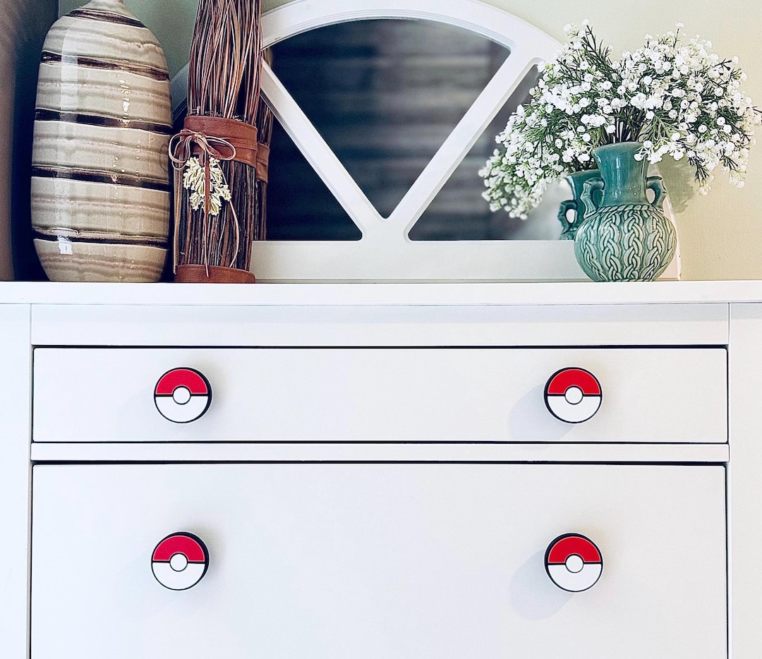 Pokeball Drawer Knobs | 3D Printed Pokemon Furniture Pulls - Etsy