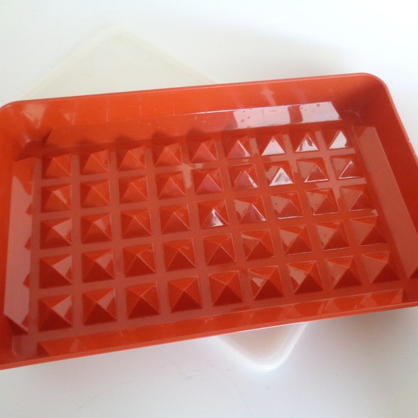 Red Tupperware - Etsy