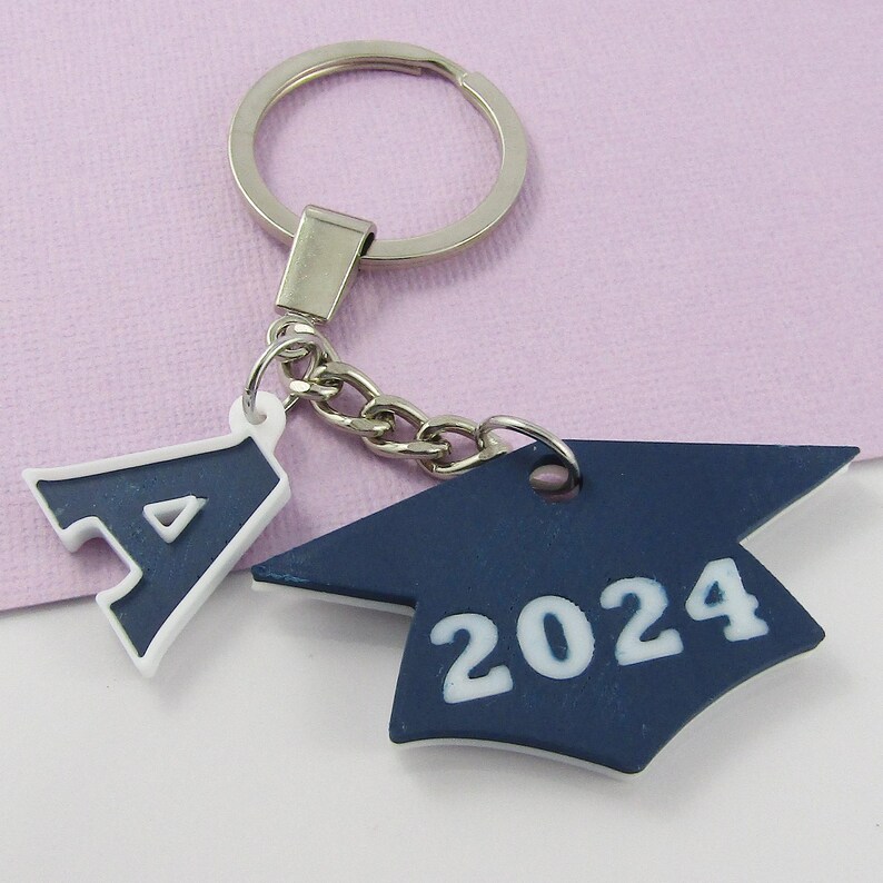 Personalised 2024 Graduation Cap & Initial Keychain Select Initial and ...