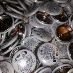 100 Custom 1 Inch Buttons - Etsy