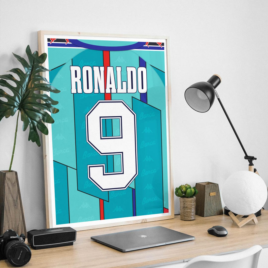 Ronaldo R9 Football Shirt Poster Print 95 Barcelona | Football Wall Art ...
