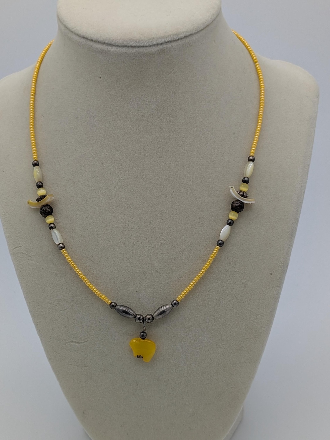 Vintage Yellow Beaded Necklace – Sunny Summer Statement Jewelry - Etsy