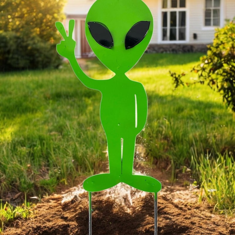 Alien - Etsy