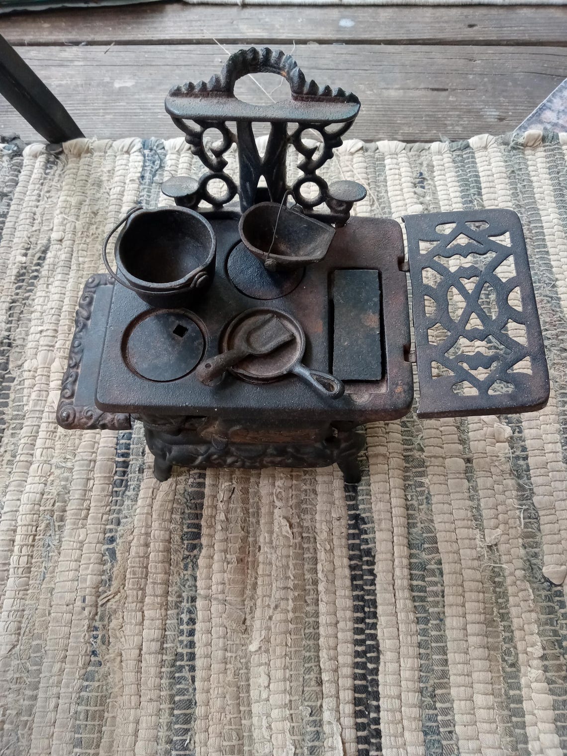 RARE Late 1800s Crescent Cast Iron Mini Stove. Salesman Sample NOT a ...