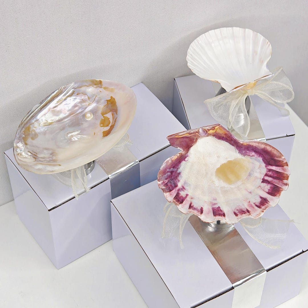 Custom Seashell Wine Glasses, Wedding Bridesmaids Gift, Beach Shell ...