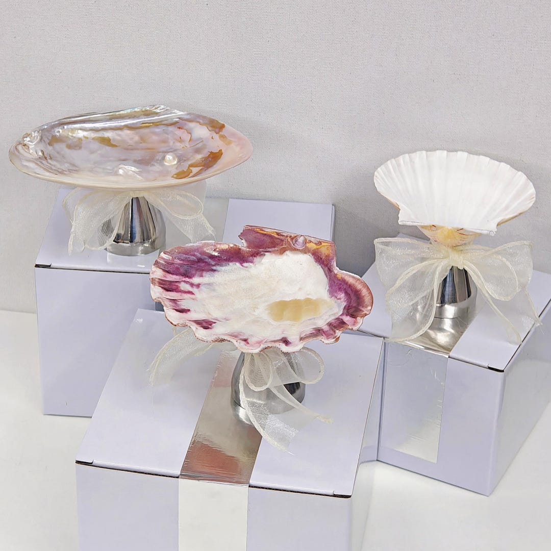 Custom Seashell Wine Glasses, Wedding Bridesmaids Gift, Beach Shell ...