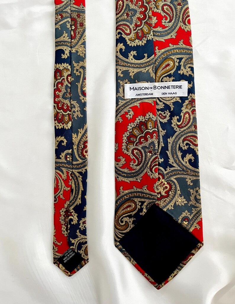 Vintage Maison De Bonneterie Silk Tie: Rich Paisley Pattern – Classic ...