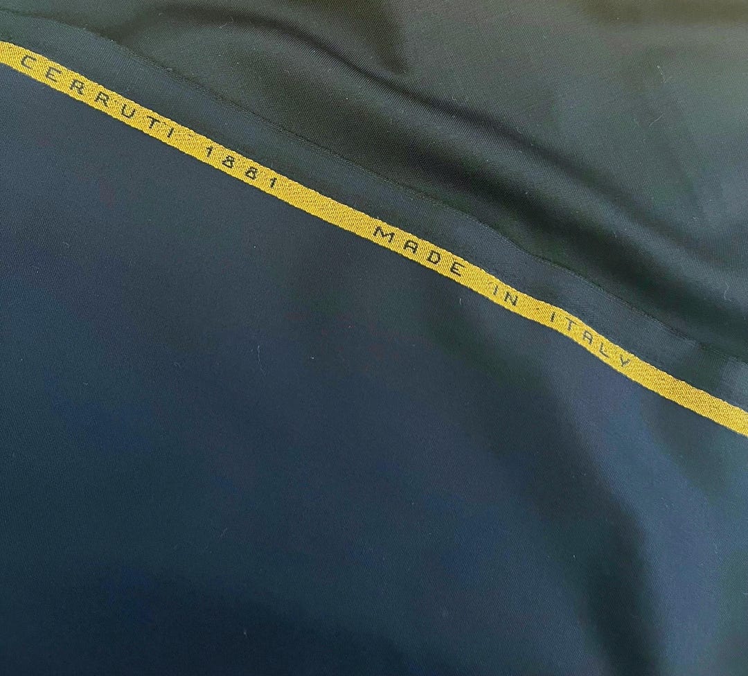 3.03 Meters Superrissimo 100s Wool Solid Dark Navy Blue Wool Suiting ...