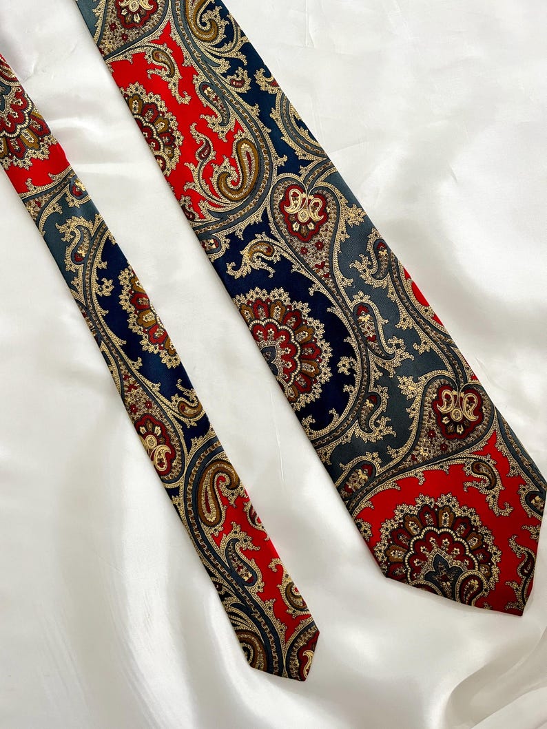 Vintage Maison De Bonneterie Silk Tie: Rich Paisley Pattern – Classic ...