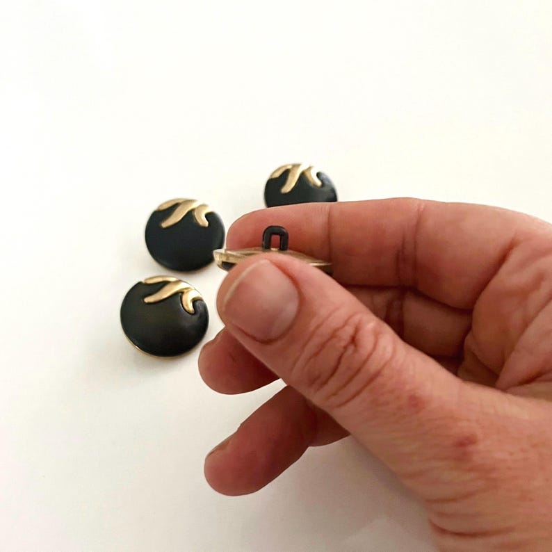Vintage Matte Black & Gold Sculptural Buttons; 7 Pcs - Etsy