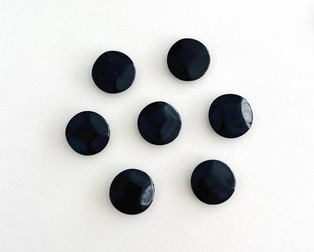 Vintage Black Shank Buttons - 1970s Retro Style - 16mm (set of 7) - Etsy