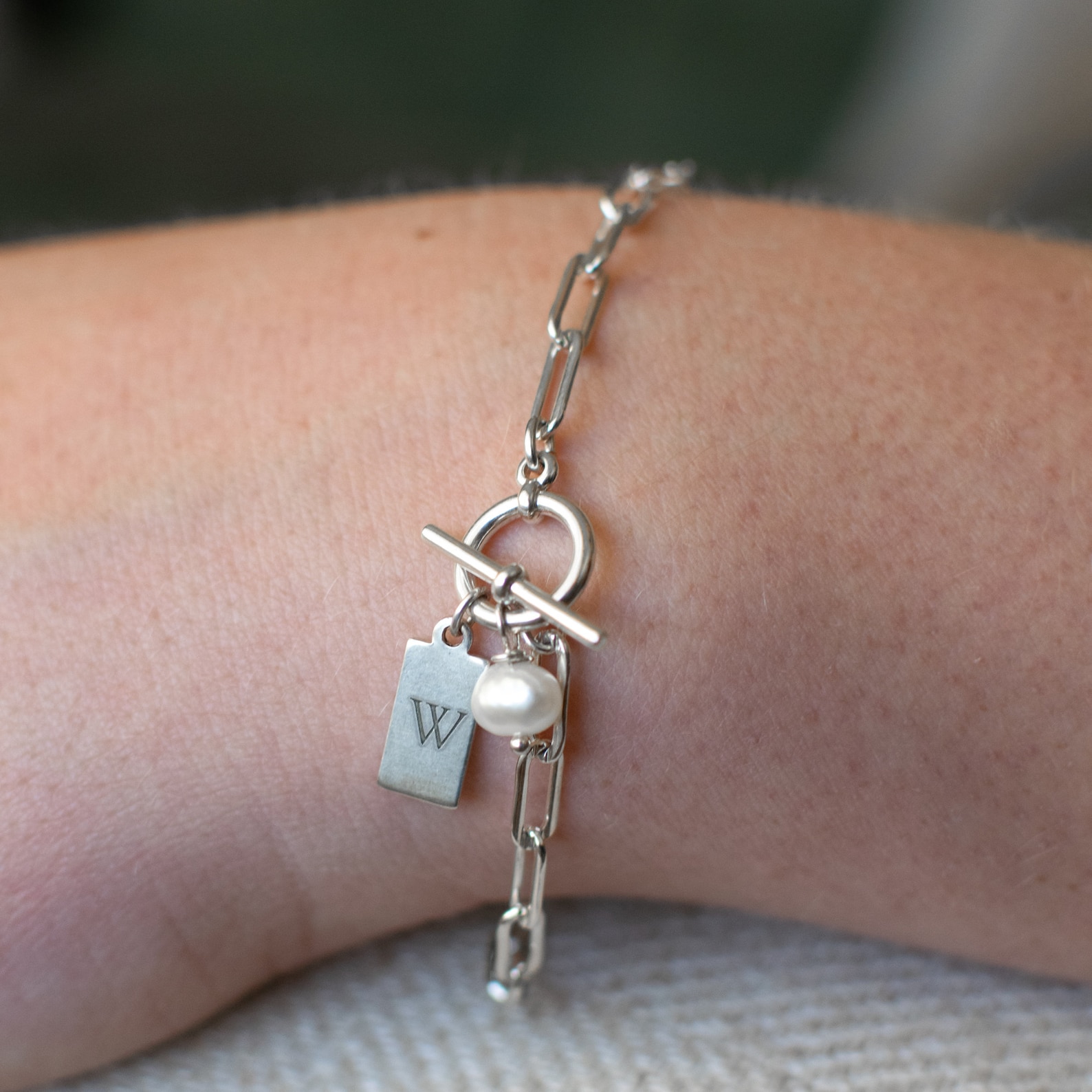 Personalized Sterling Silver Mini Tag and Pearl Bracelet - Etsy