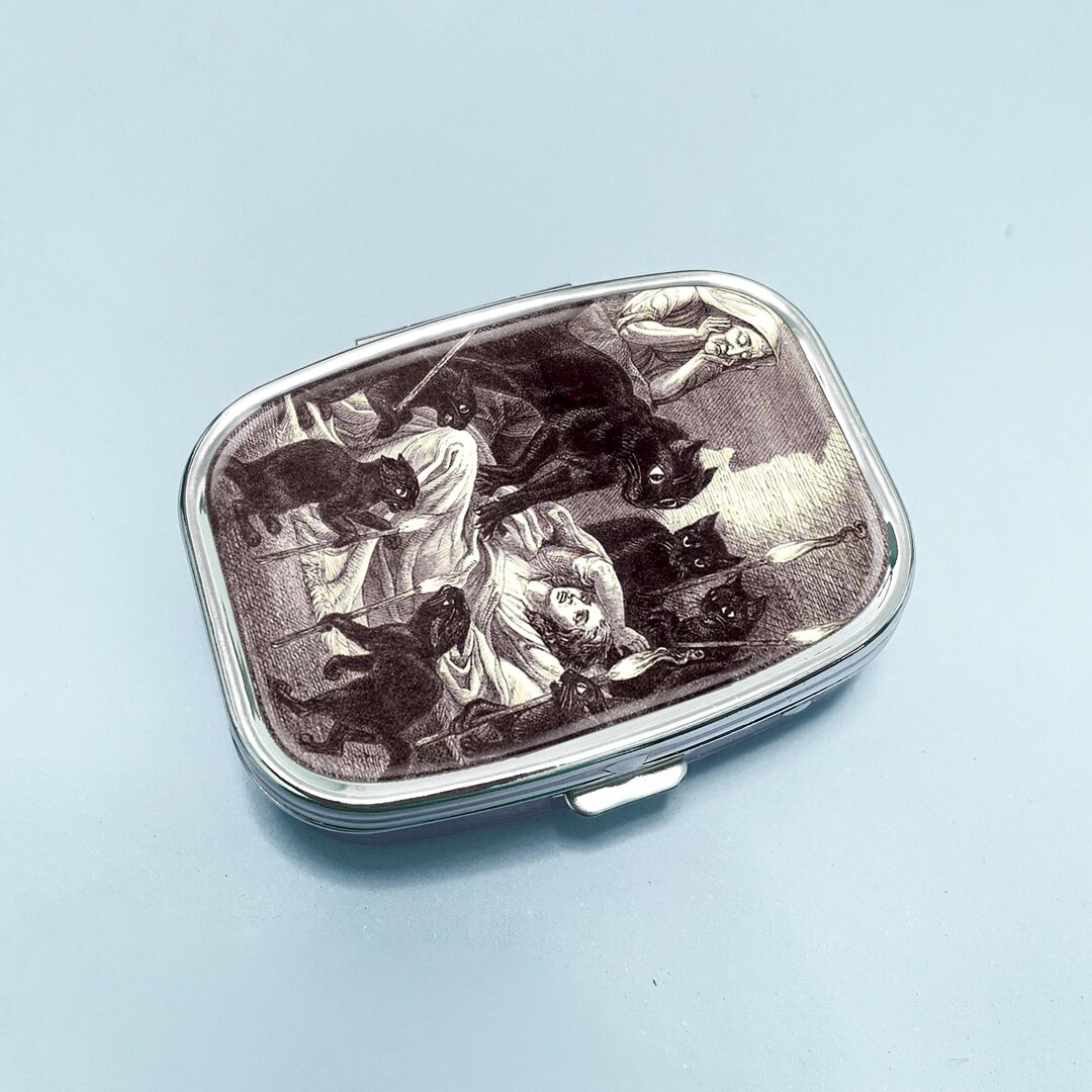 Black Cat Attack Small Pill Box Case Vintage Goth Dark Art Medicine ...