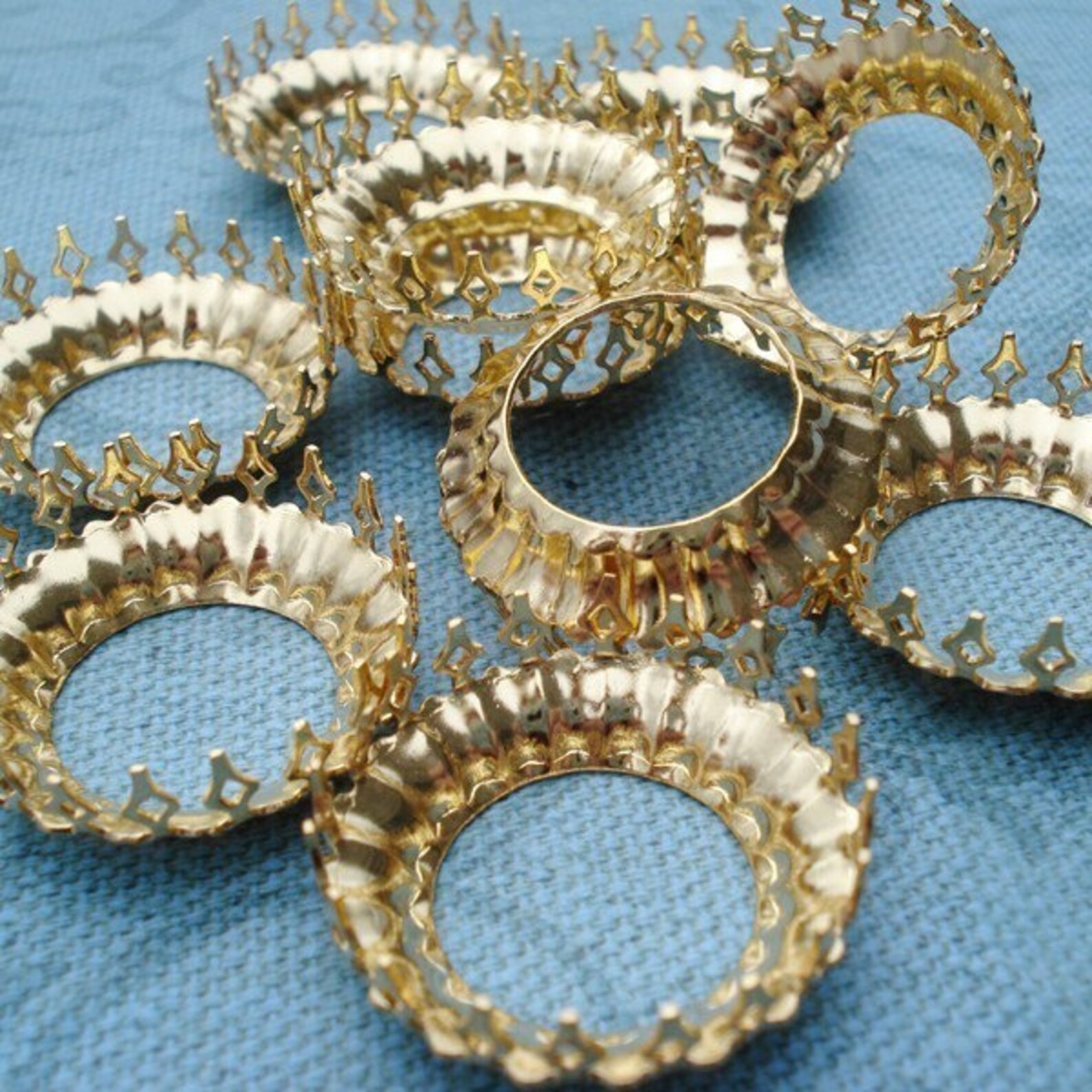 25mm Gold Plated Fancy Crown Edge Round Open Back Rhinestone - Etsy