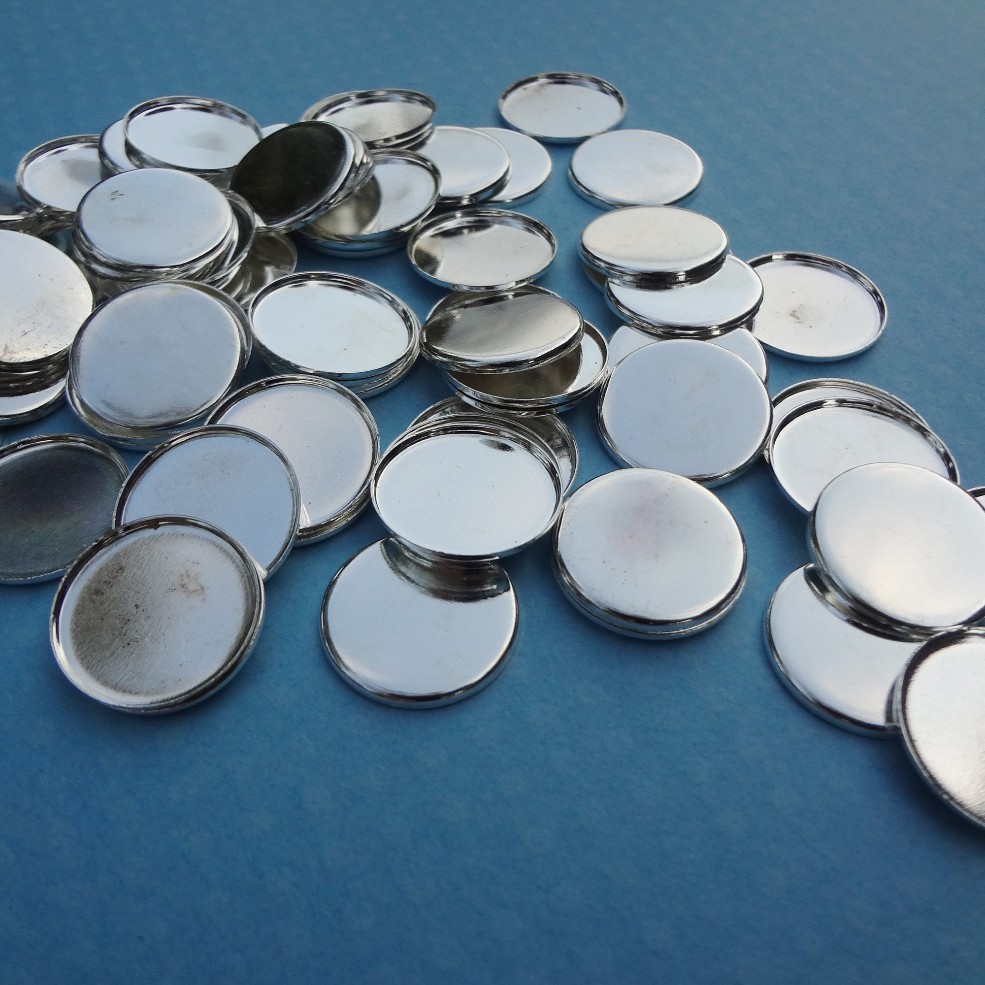 16mm Silver Plated Low Wall Round Bezel Settings for Flat Back Cabs ...