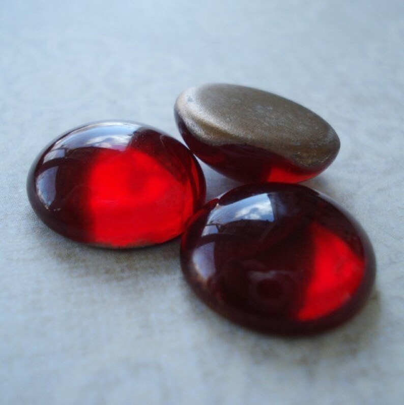 15mm Ruby Red Vintage Czech Gold Foiled Flat Back Round Glass - Etsy