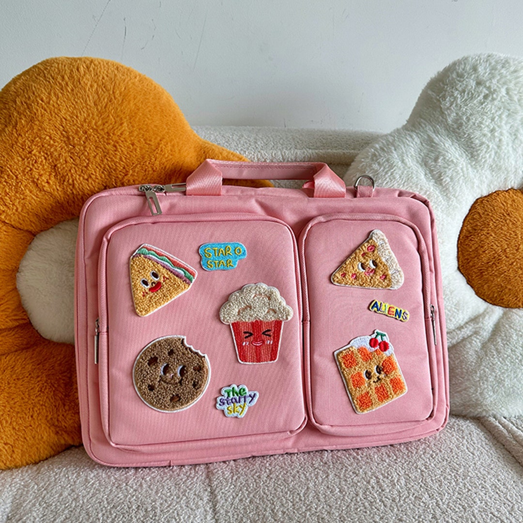 Kawaii Pink Woman Laptop Bag, Cute Dopamine Sandwich Cookies Pattern ...