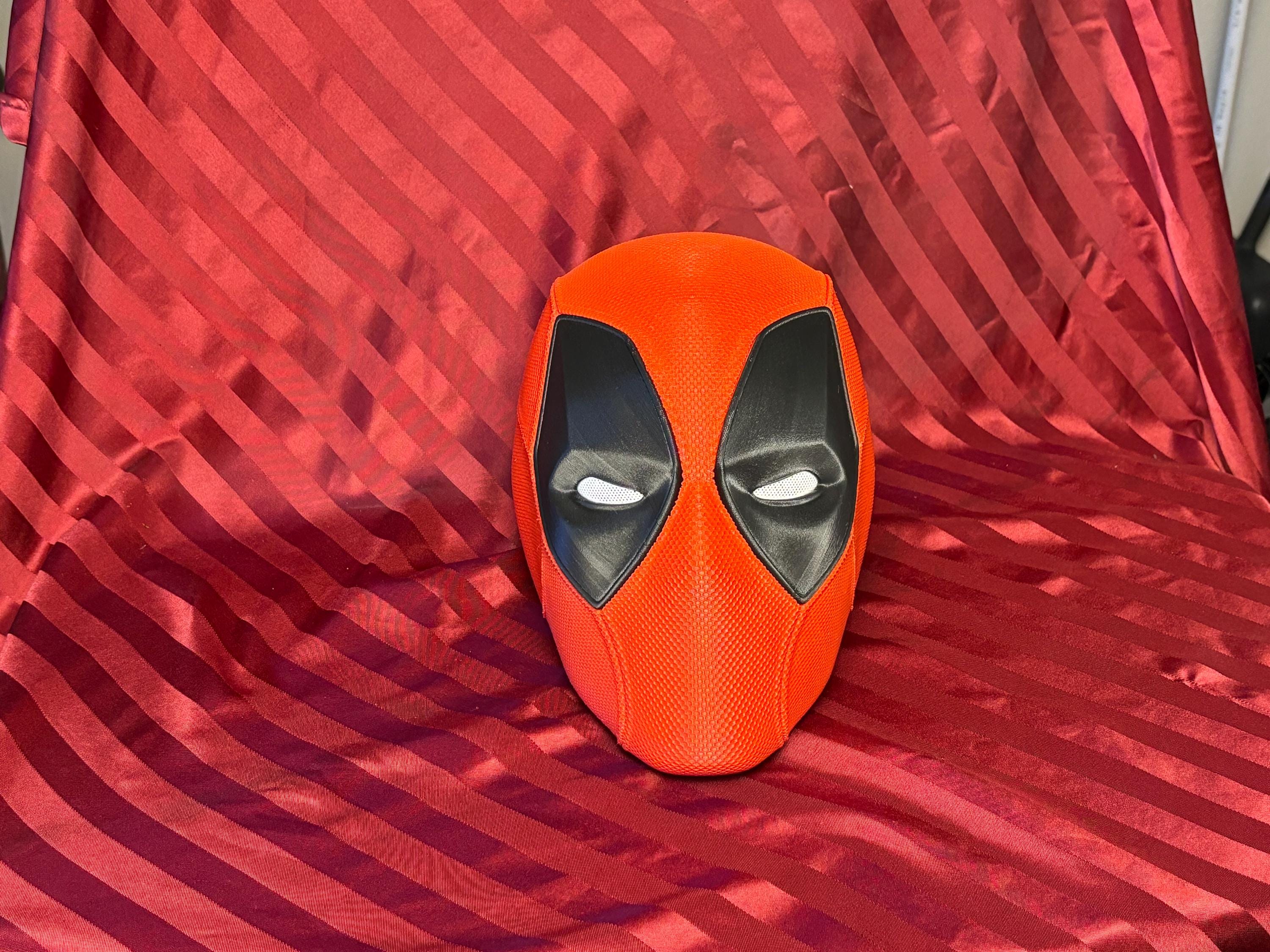 3D Printed Deadpool Helmet - Etsy
