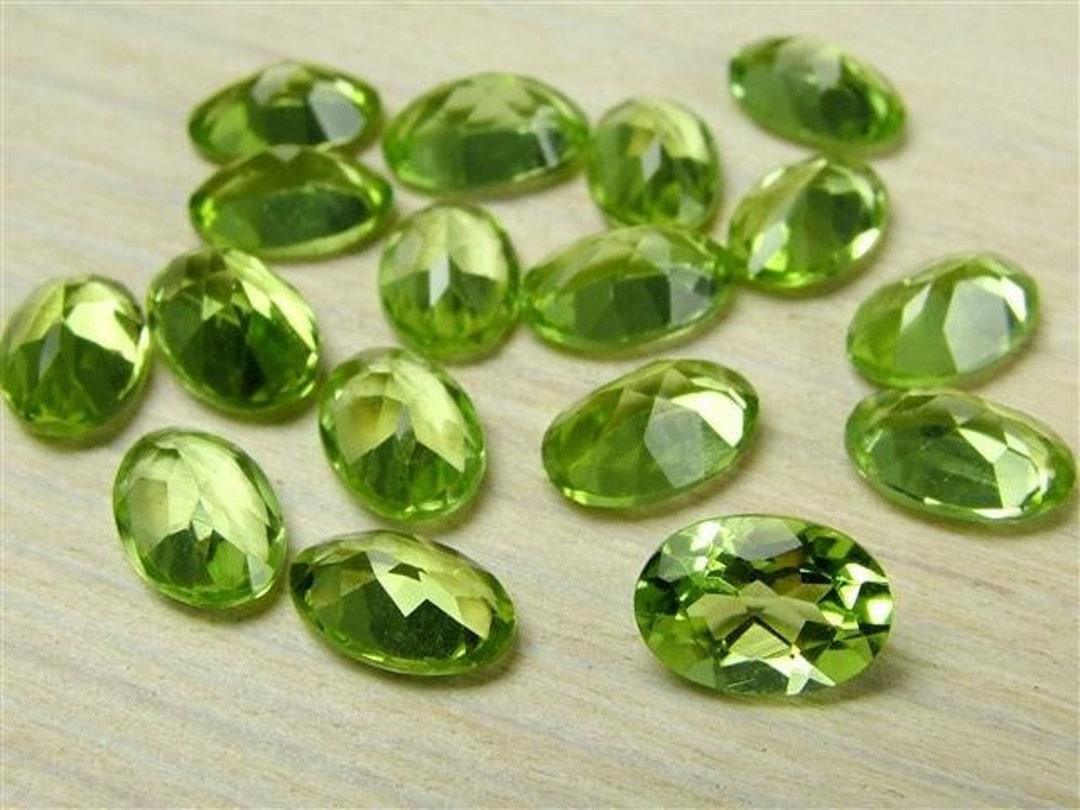 Peridot Faceted Oval ~ Various Sizes - Etsy